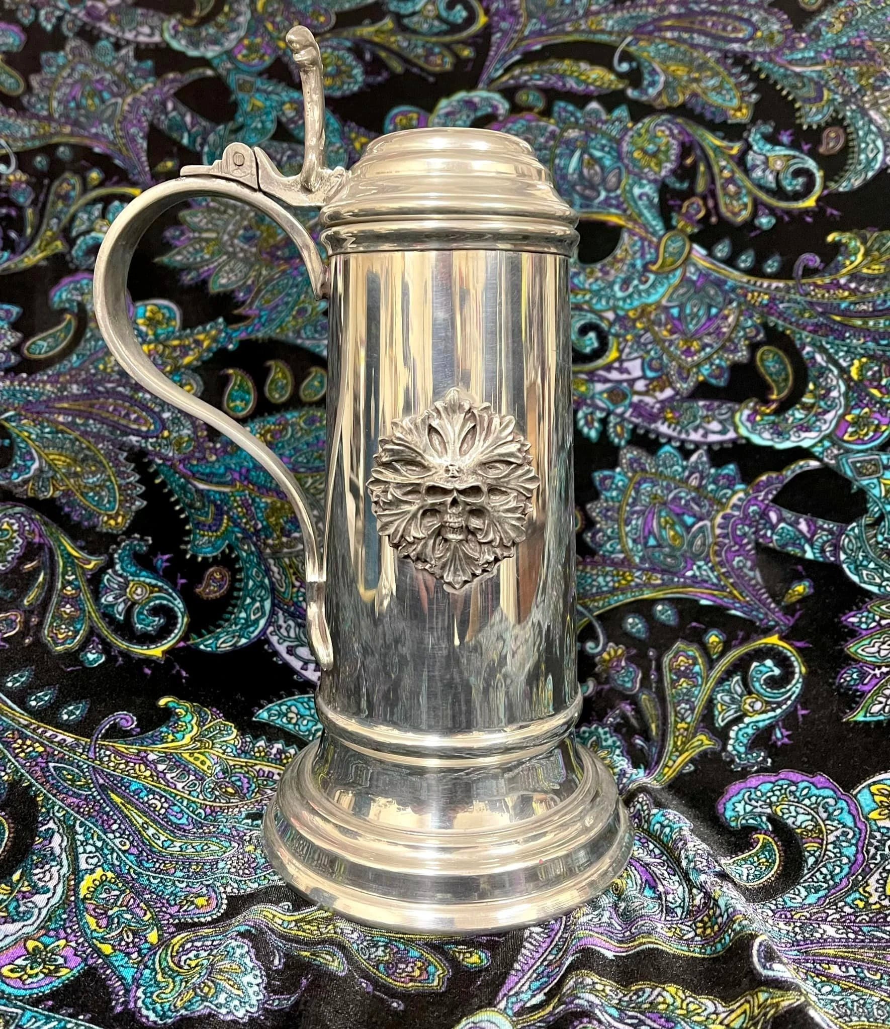 Treasures and Relics – Shrine of Hollywood